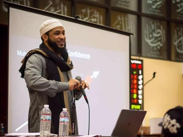 The Inspiring Journey of Imam Mikaeel Smith – My Muslim Post